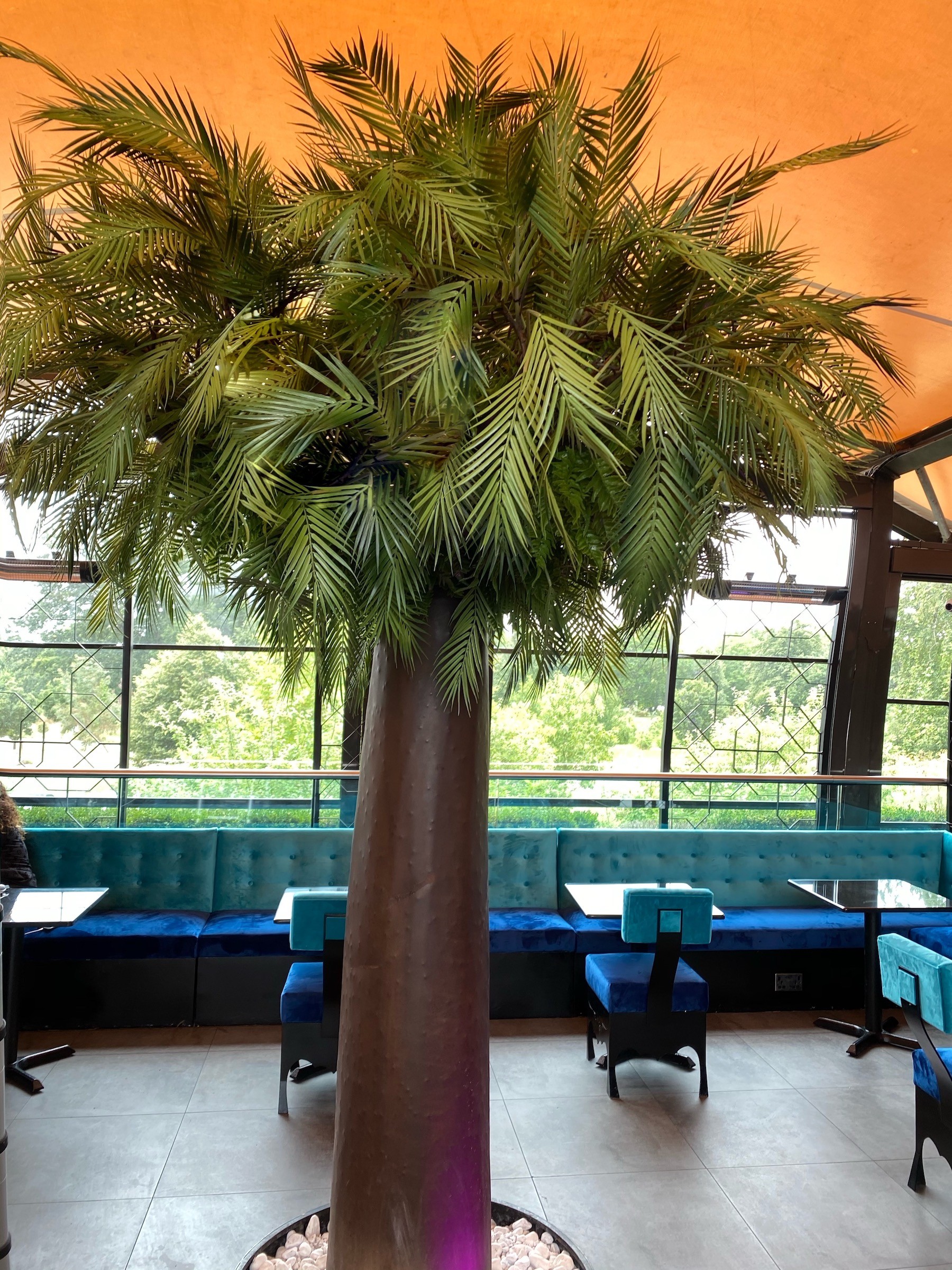 Artificial realistic greenery